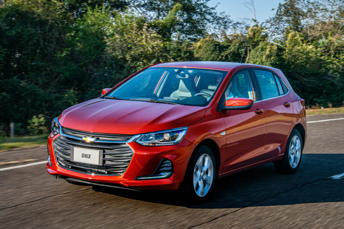 Conheça os carros mais vendidos por segmento no 1º semestre de 2023